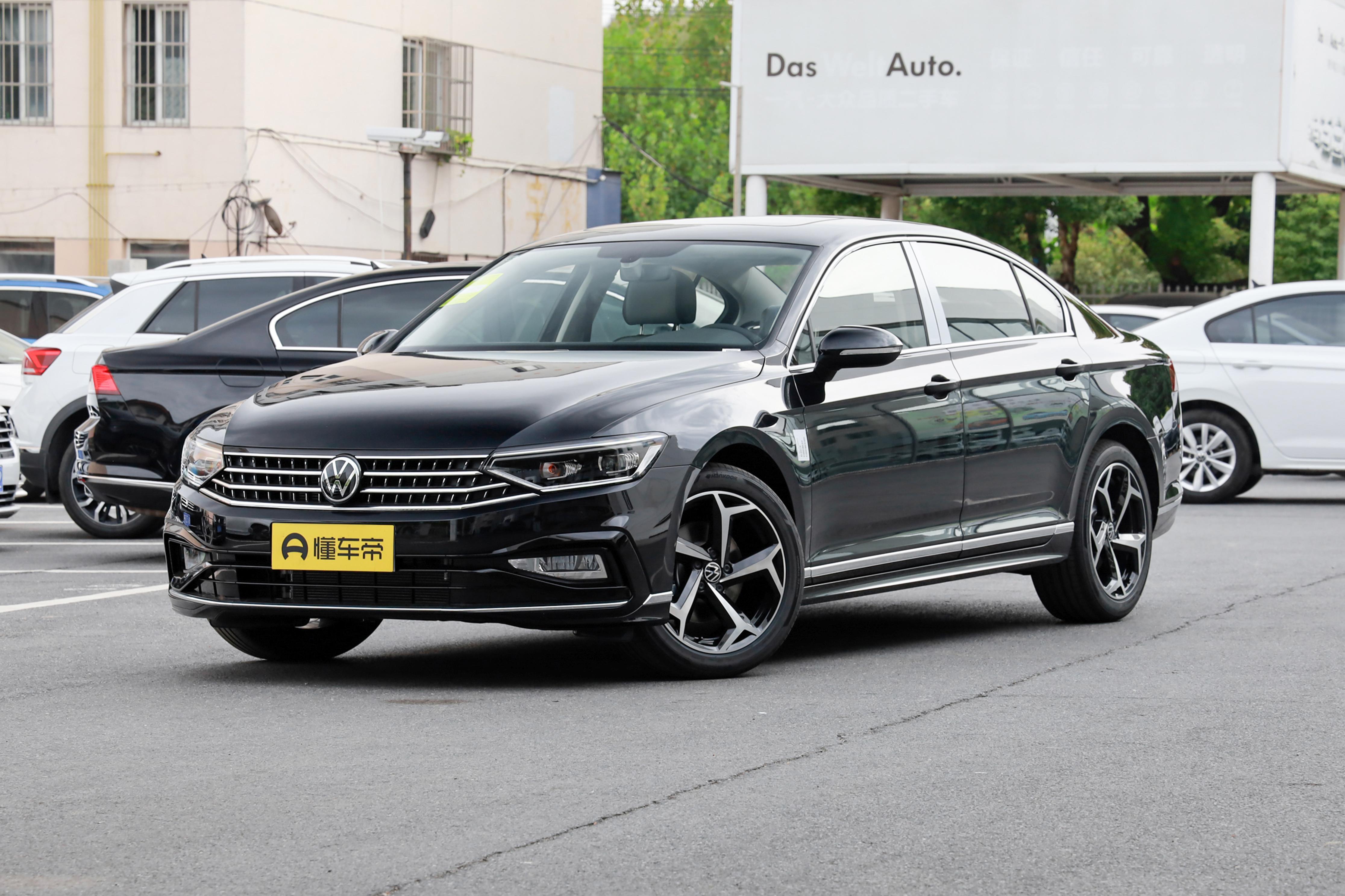 A B-class car with face and lining, with a wheelbase of 2871mm, comfortable and atmospheric, a ...