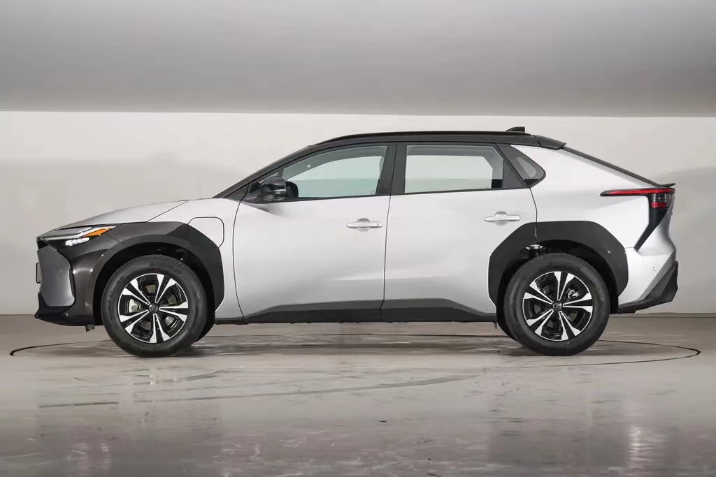 Toyota bZ4X: hardcore "mecha style", cruising range 615km, guide price ...