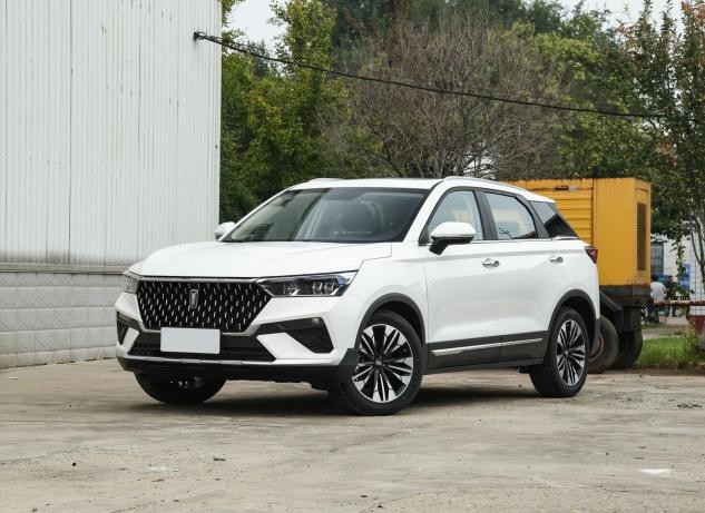 With a 1.5T engine and a wheelbase of 2700mm, how does the Bestune T77 ...