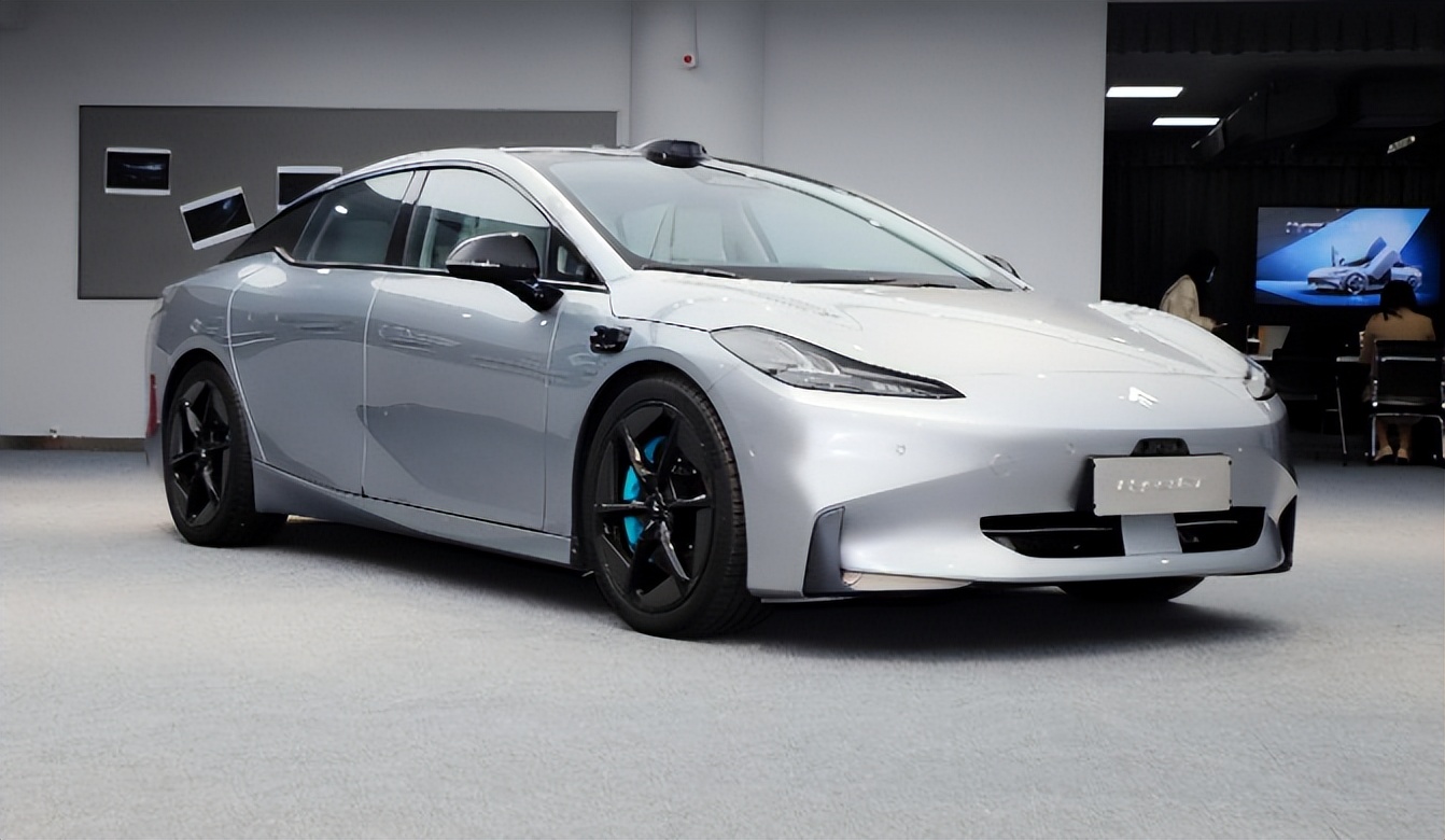 The sales volume of the new car-making forces in January was among the ...