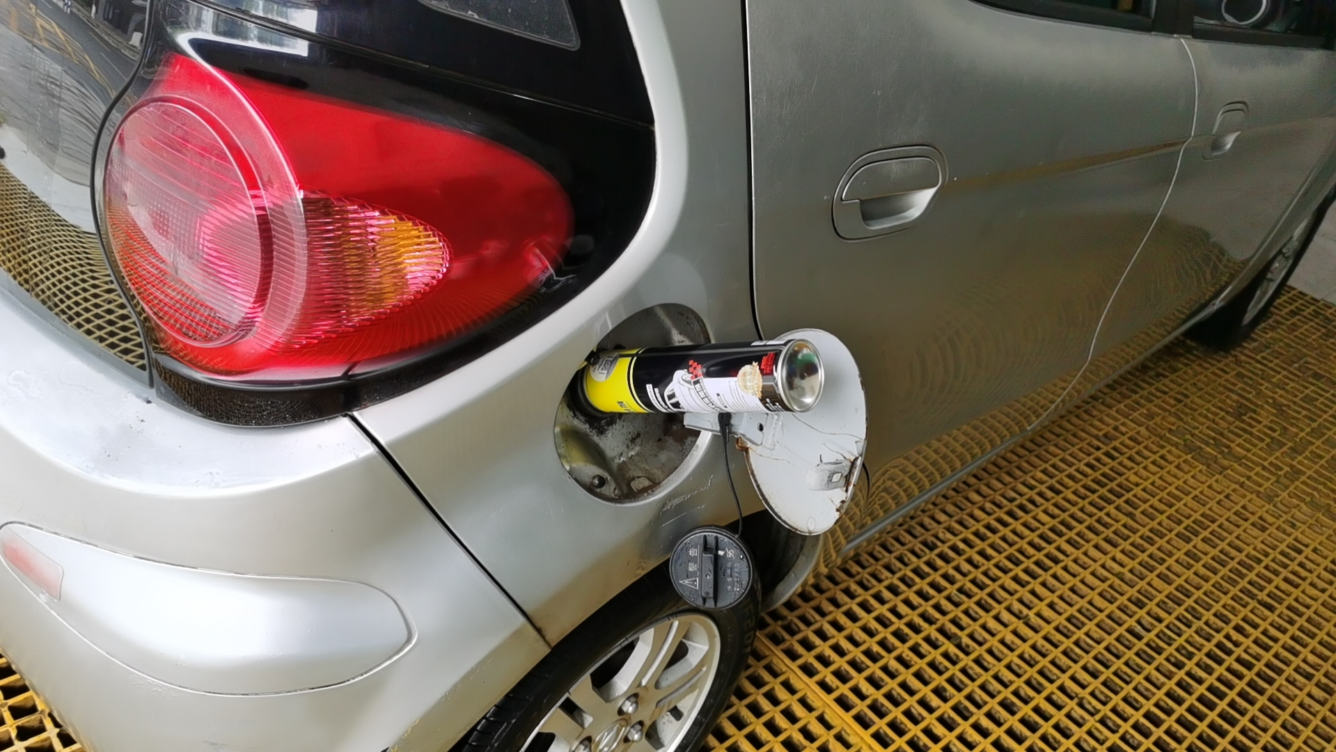 Matters needing attention when the repair shop solves the problem of ...