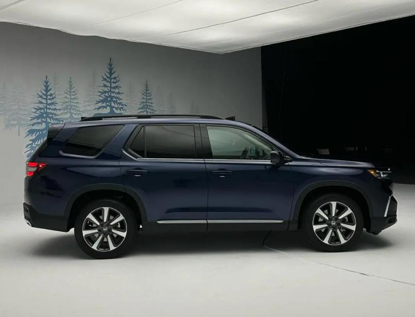 Equipped with 3.5T V6+10AT, the new Honda Pilot is released, and the Toyota Highlander adds ...