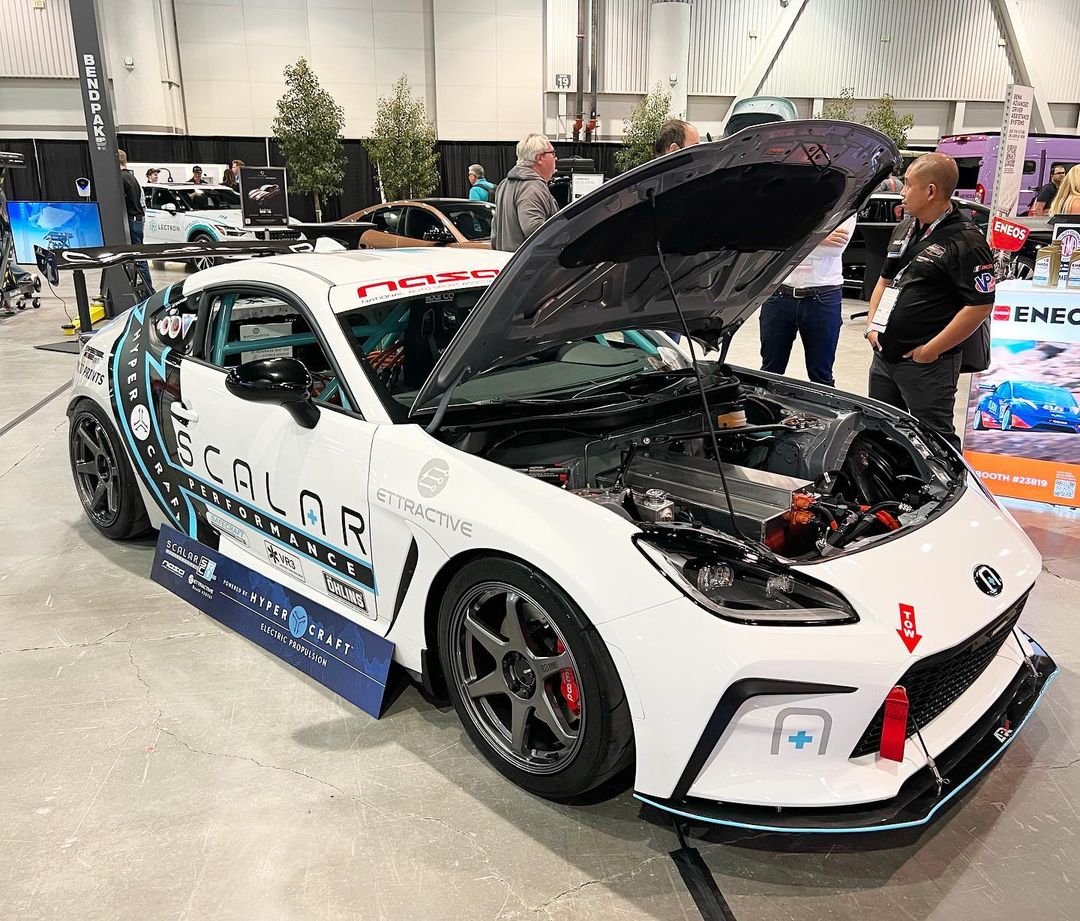 SEMA Tuning Show 2022: Toyota GR 86 Tuned Car Pure Electric Design - iNEWS