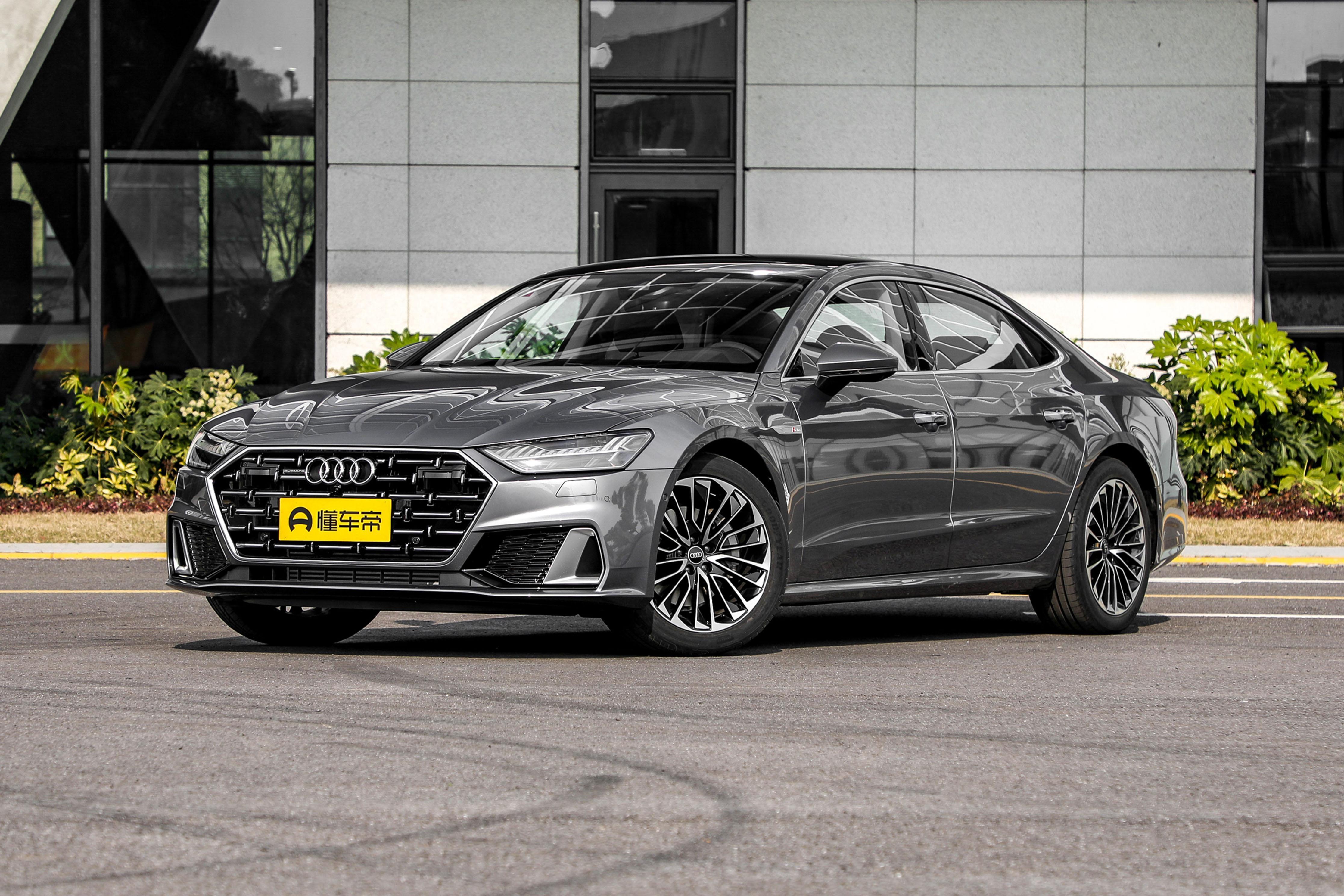 With an entry price of 418,700, equipped with a 2.0T high-power engine ...