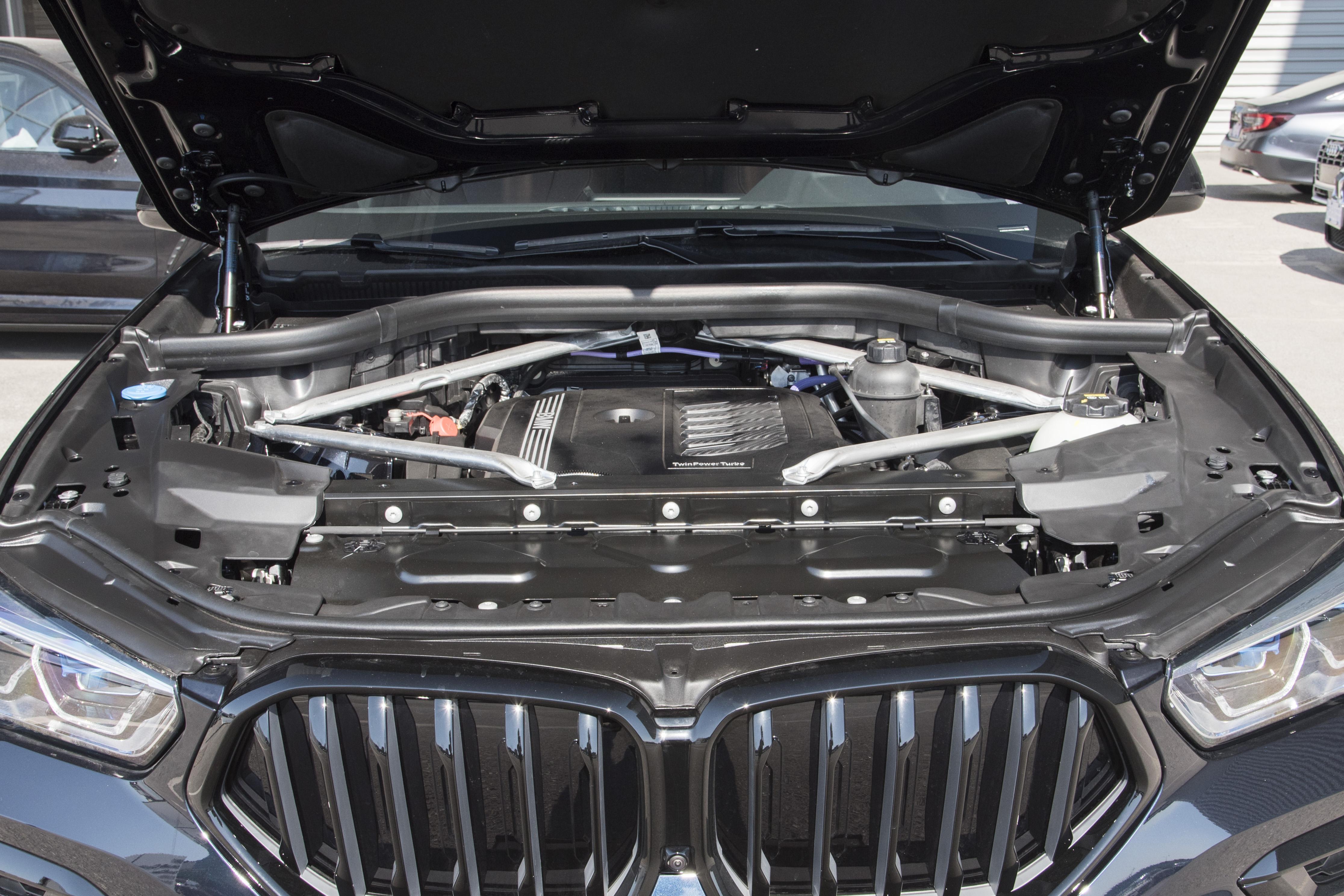 BMW X6: Equipped with six-cylinder 3.0T+48V light hybrid+8AT, the average monthly cost is about ...