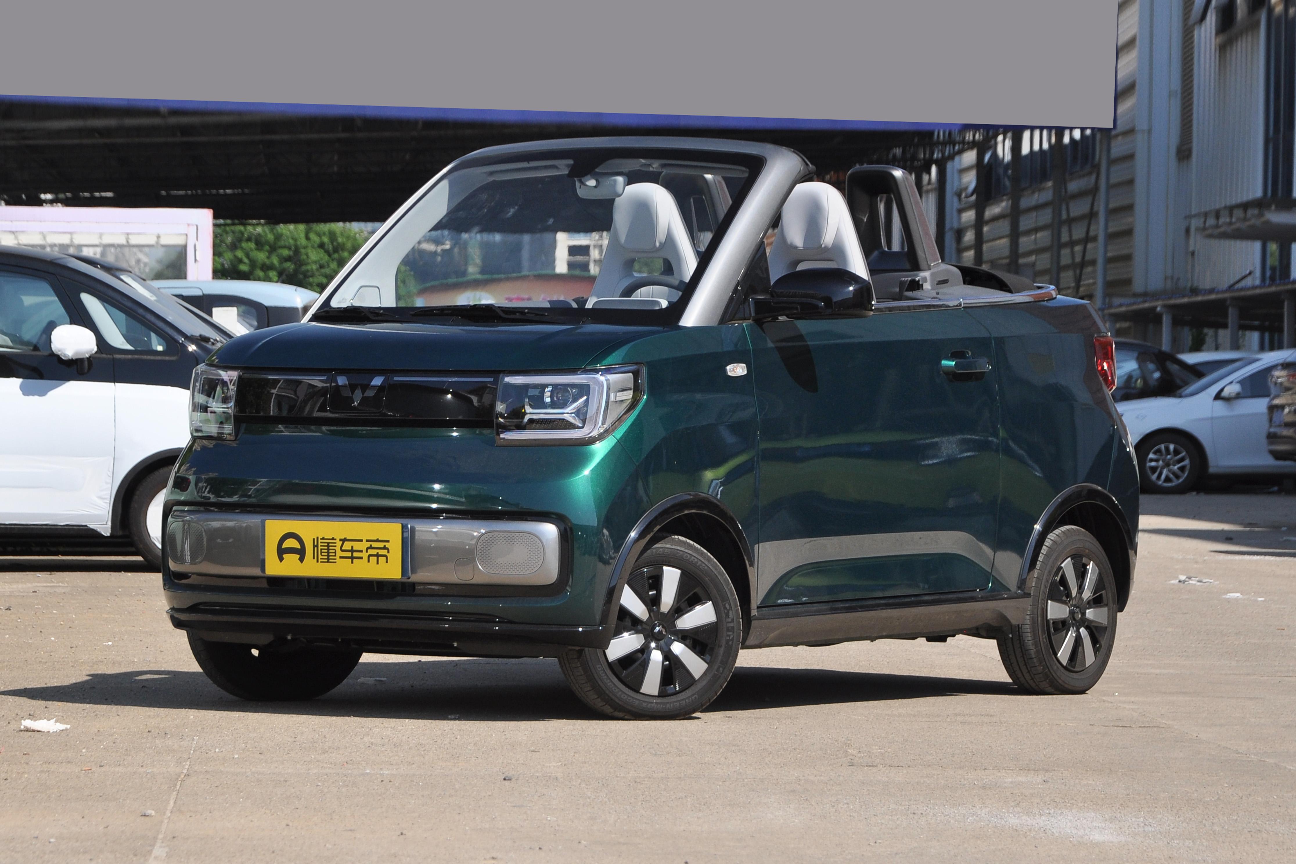 A convertible car that can be purchased for 99,900 yuan, with a pure ...