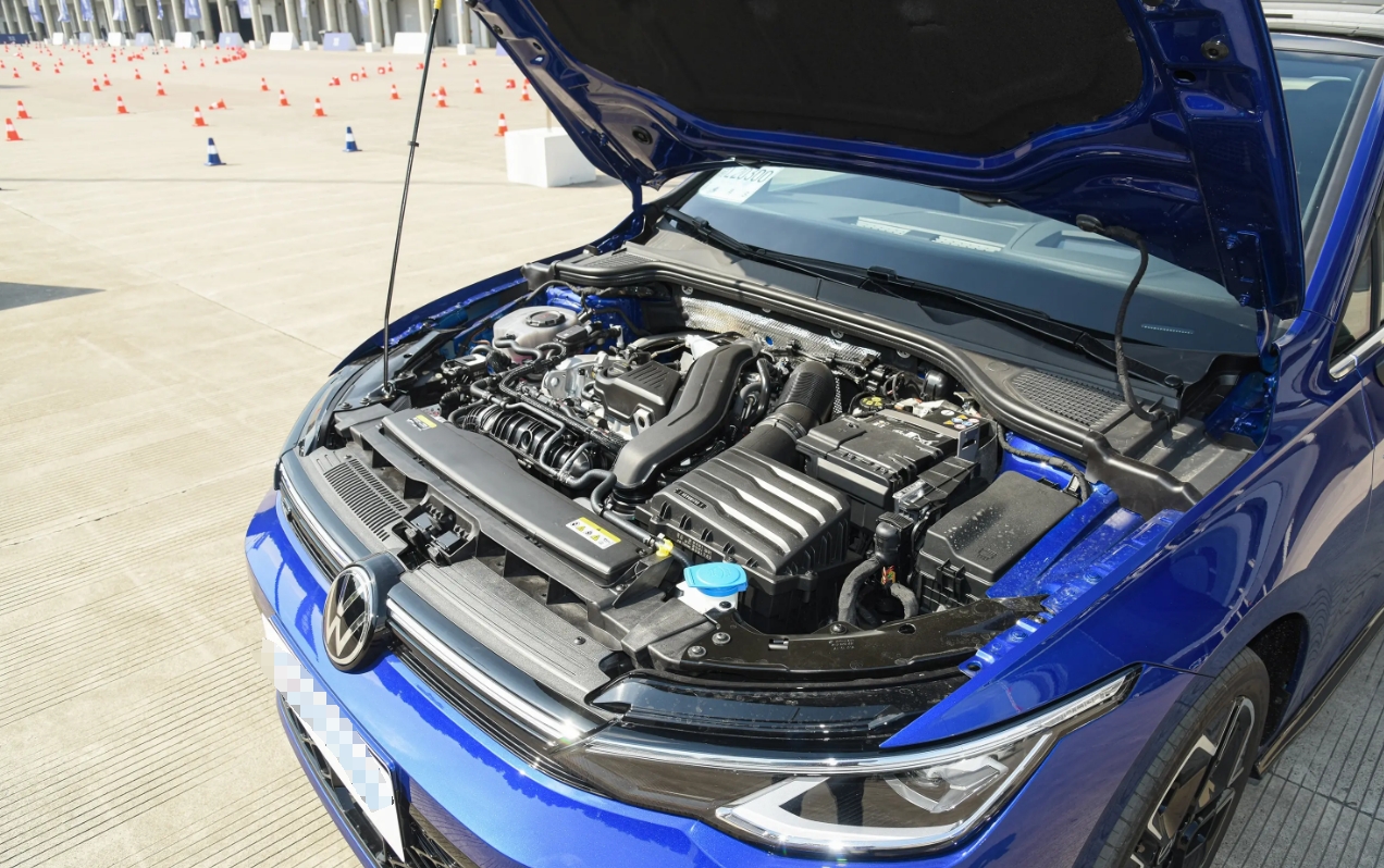 Streamlined body lines - iNEWS