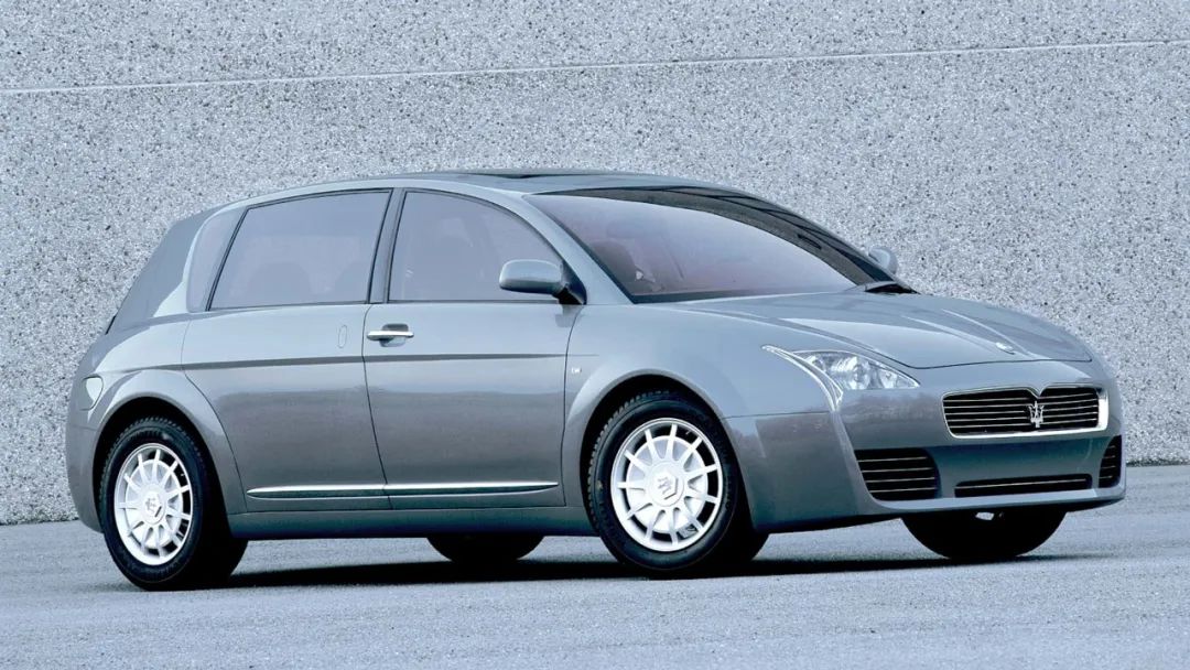 A fusion of MPV and luxury sedan! The forgotten classic 2000 Maserati ...