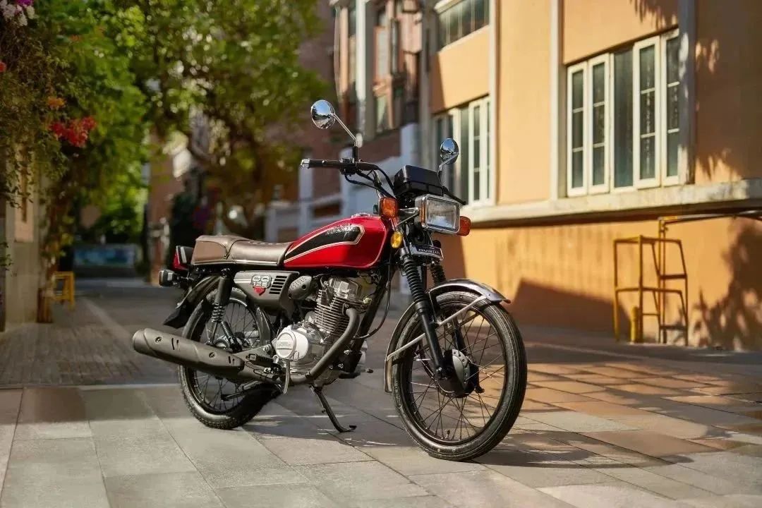 One car for three generations, Wuyang Honda CG125 30th Anniversary Edition - iMedia