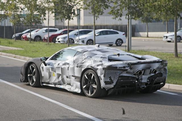 Aero upgrade Ferrari SF90 high-performance version spy photos exposed ...