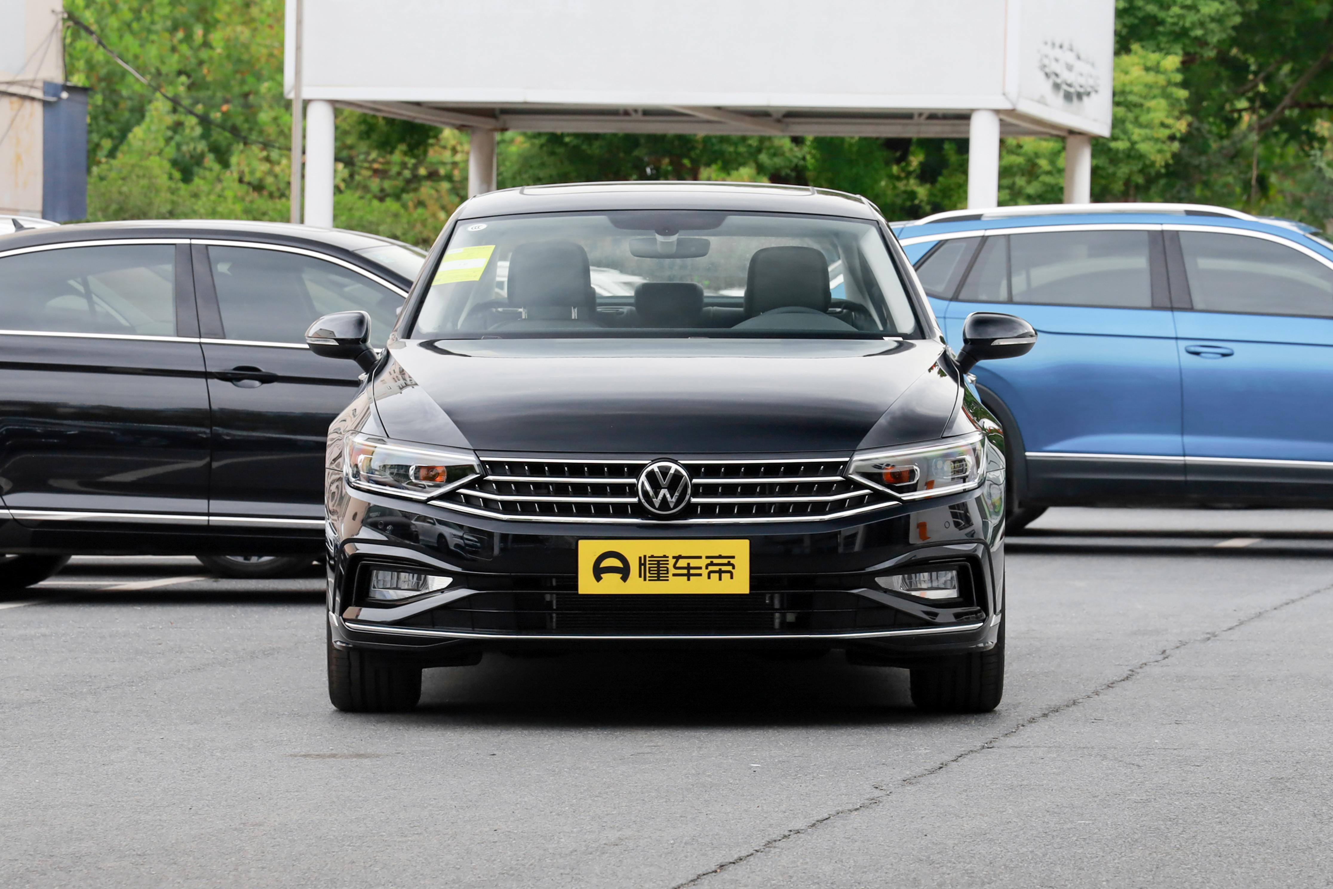 A B-class car with face and lining, with a wheelbase of 2871mm, comfortable and atmospheric, a ...