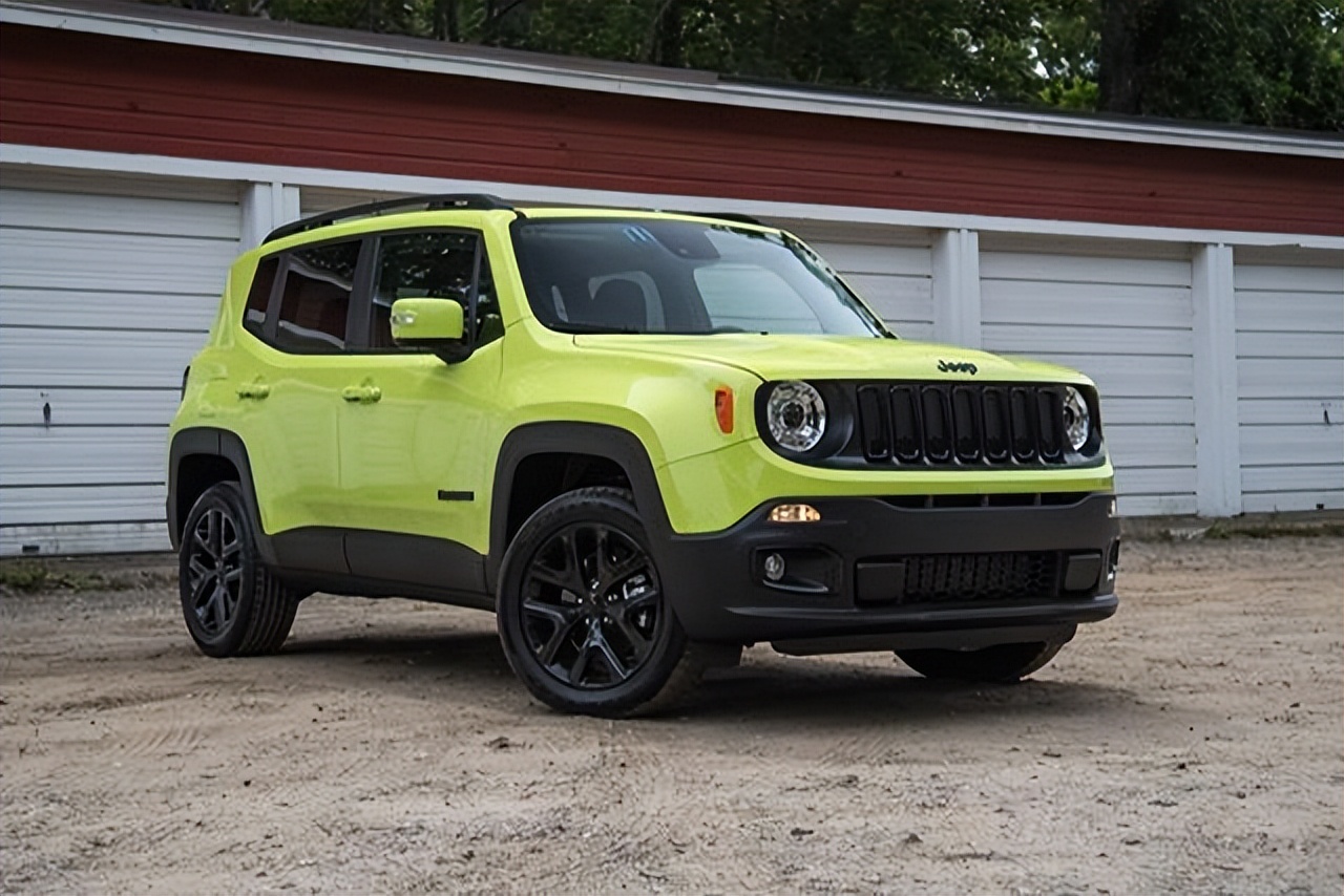 The size is smaller than the Liberty Man, the design of the whole ...