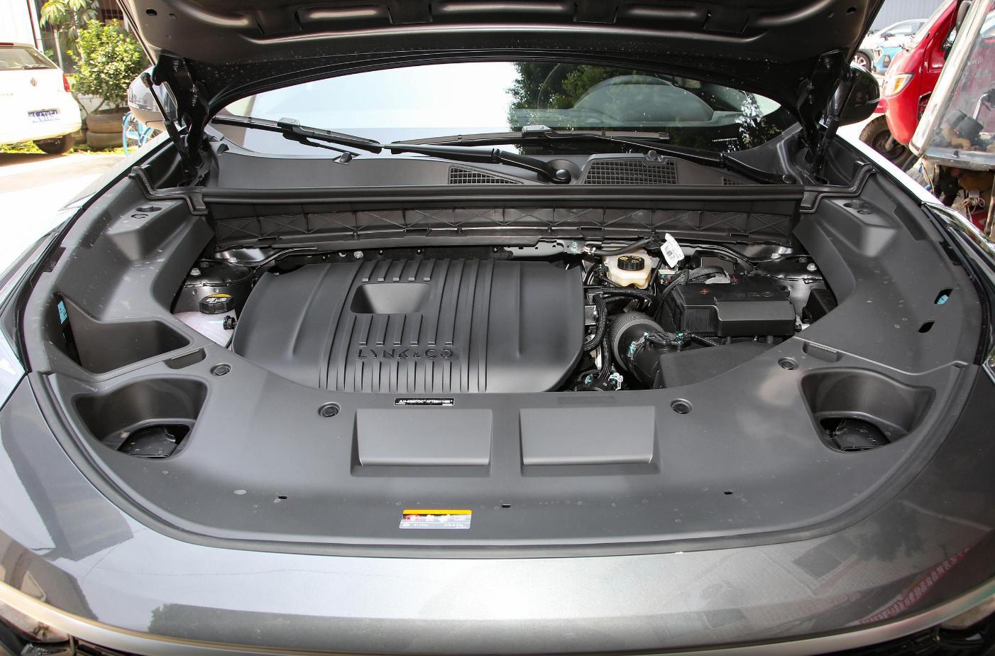 The entry-level 254 horsepower, 8AT and four-wheel drive, the starting price of 165,900 is not ...