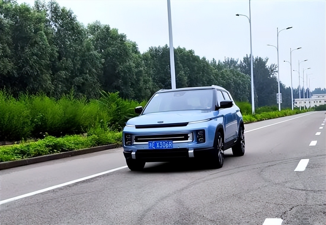 "Three-cylinder" becomes "four-cylinder", smart configuration is added ...