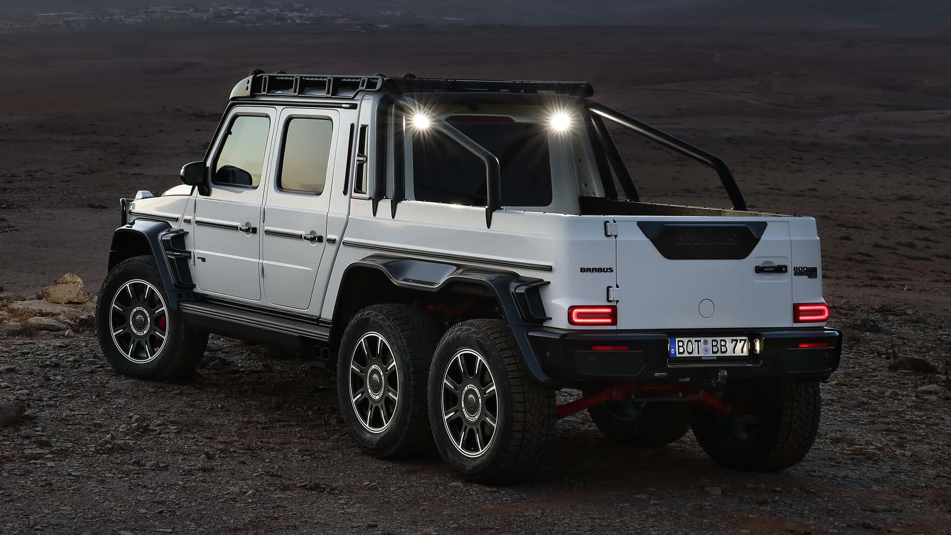 Incarnation of six-wheel pickup BRABUS explosively modified AMG G63 ...