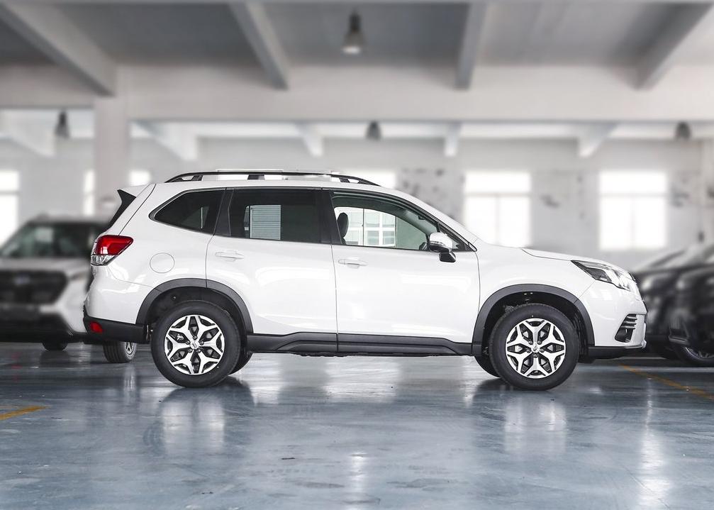 Subaru Forester released 2022, the front face style is changed, the ...