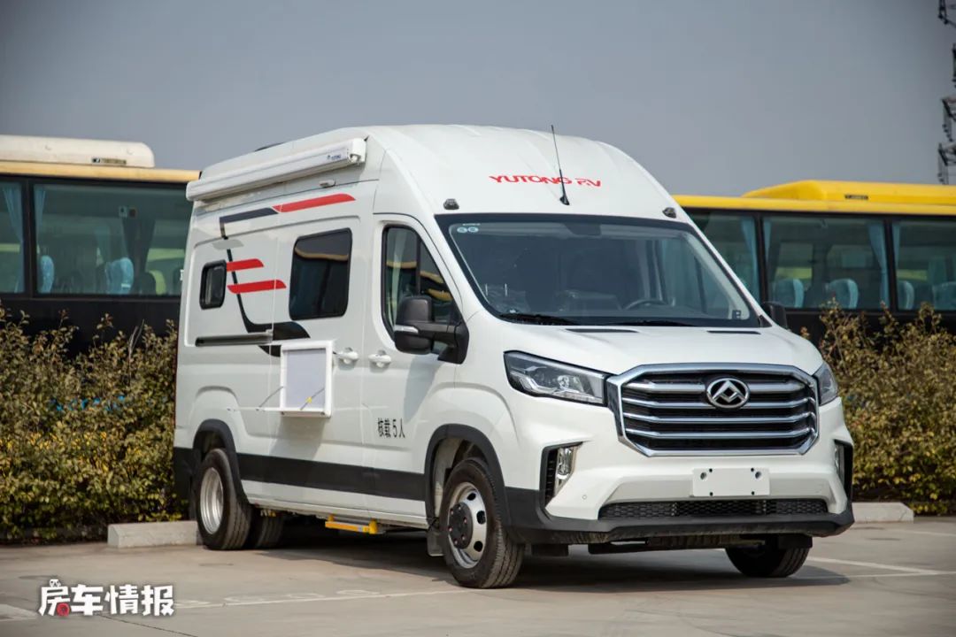 The standard two-person Yutong RV, the details of the upgrade price ...