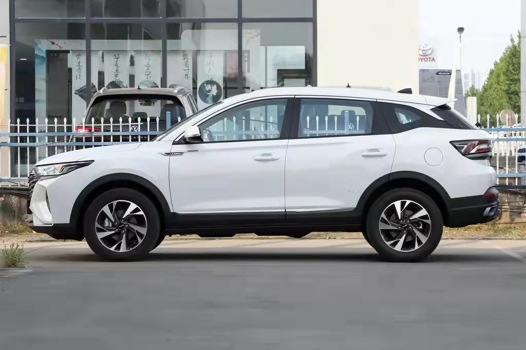 Dongfeng Fengshen AX7 Mach Edition, stylish appearance, equipped with 1.5T+7DCT, spacious space ...