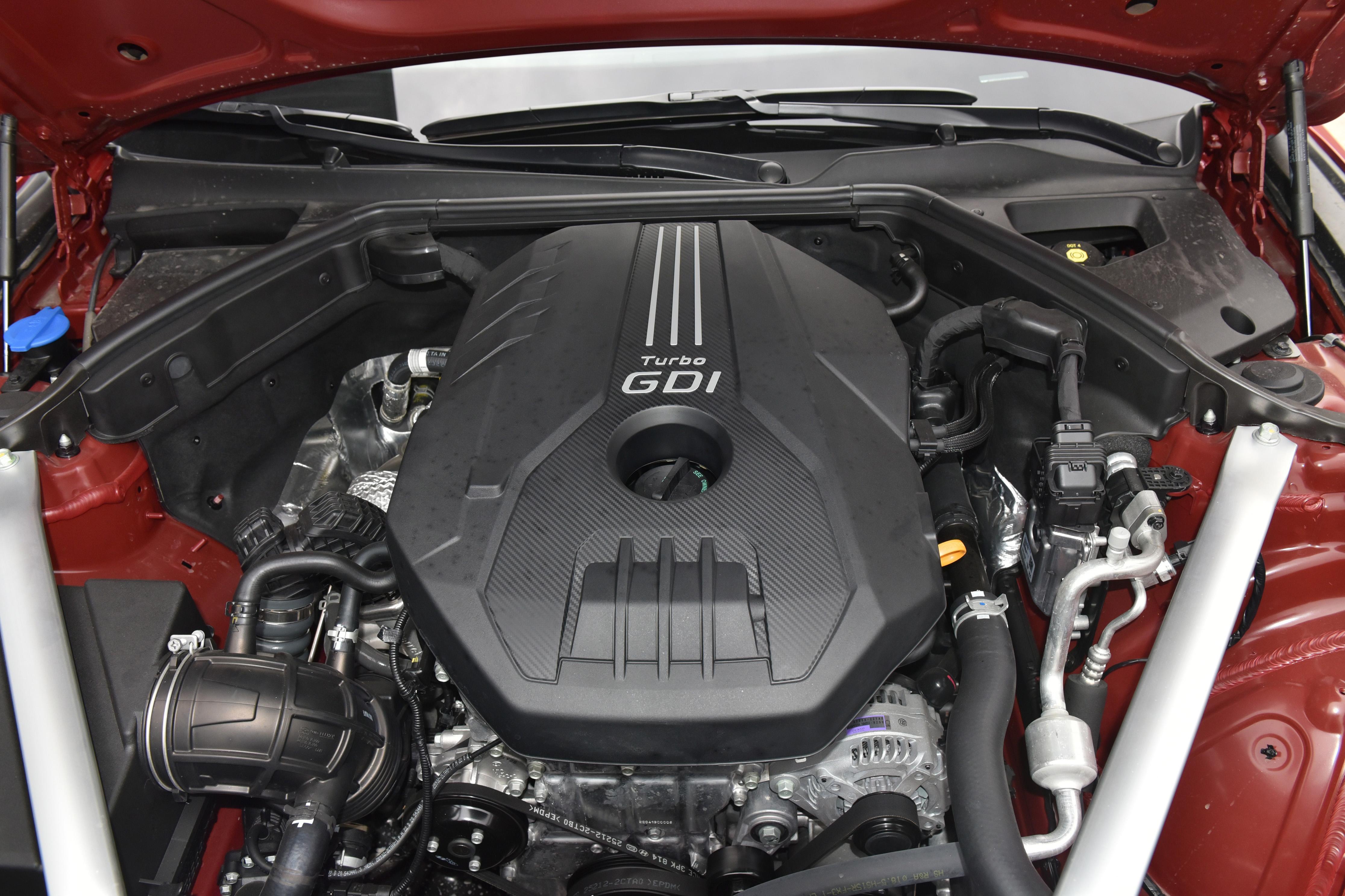 Getting started is a longitudinal engine + rear drive, 245 horsepower with 8AT, isn't the ...