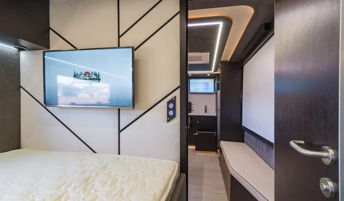 Russian RV? ATVs can live in single rooms! - iNEWS