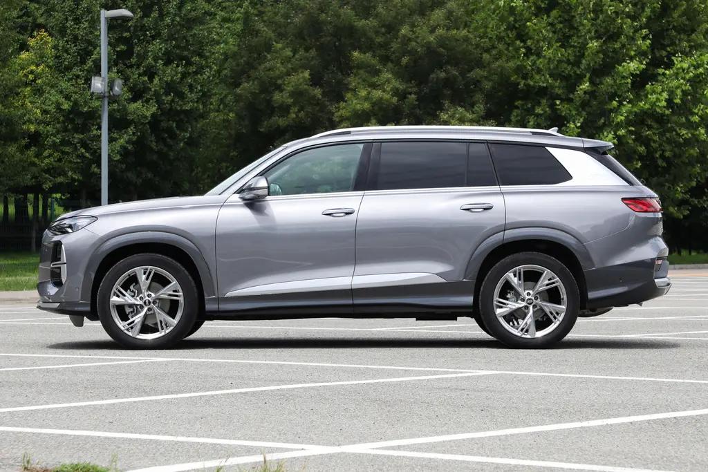 The new SAIC Audi Q6, equipped with a 2.5T engine, has a stylish appearance and is comparable to ...