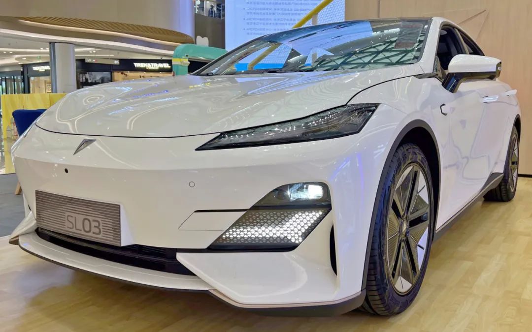 Chang'an Deep Blue SL03 & Nezha S: How to choose a blue friend and a ...