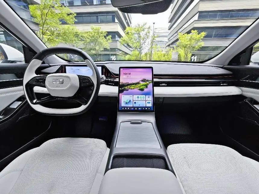 The first to experience the Galaxy L6 car machine: less screen than L7 ...