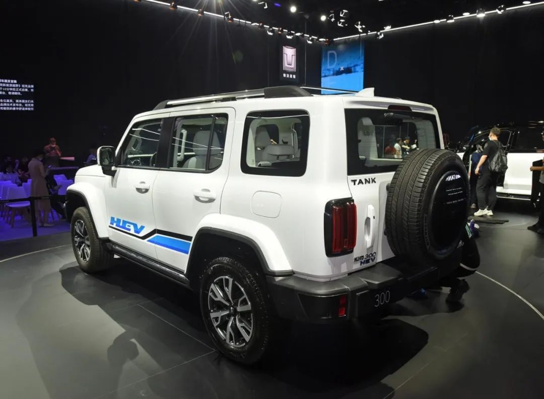 Provide 2.0T/3.0T power, equipped with 9HAT gearbox!Tank 300 HEV ...