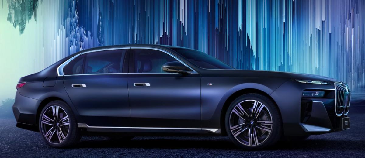 BMW's new 7 Series turned around gorgeously! Both inside and outside ...