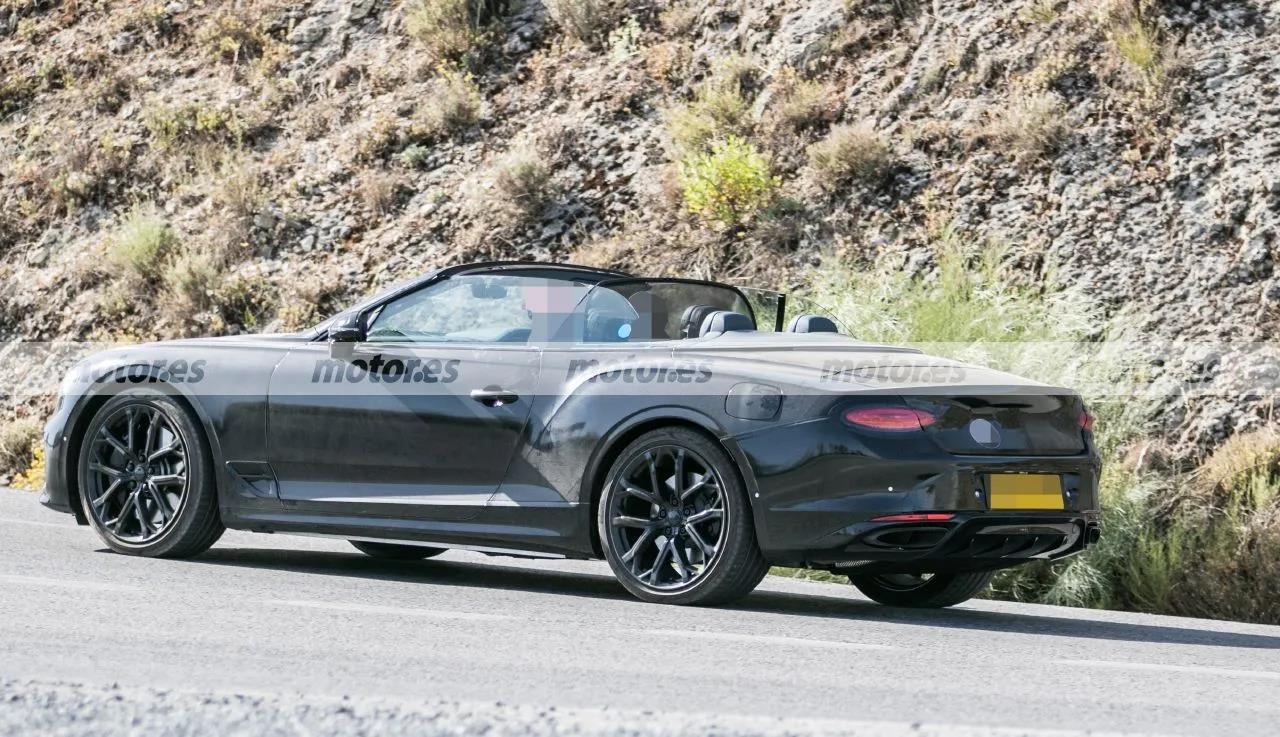 The details of the shape have changed. The spy photos of the new ...