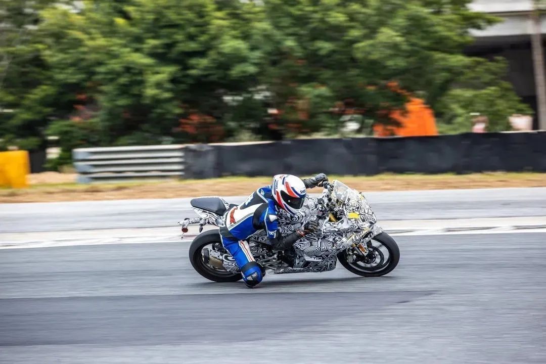 Spring Breeze 450SR is here!Equipped with KTM 270° crankshaft ...