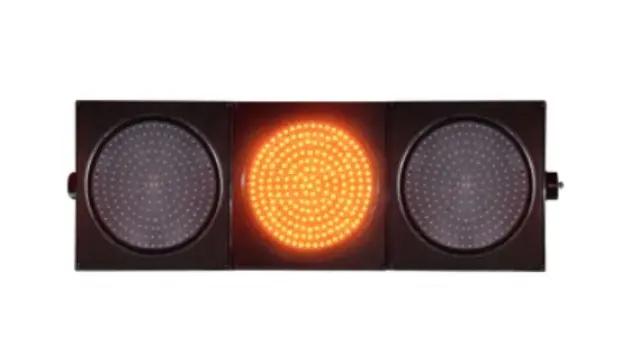 The traffic light is only yellow, wait or go? - iNEWS