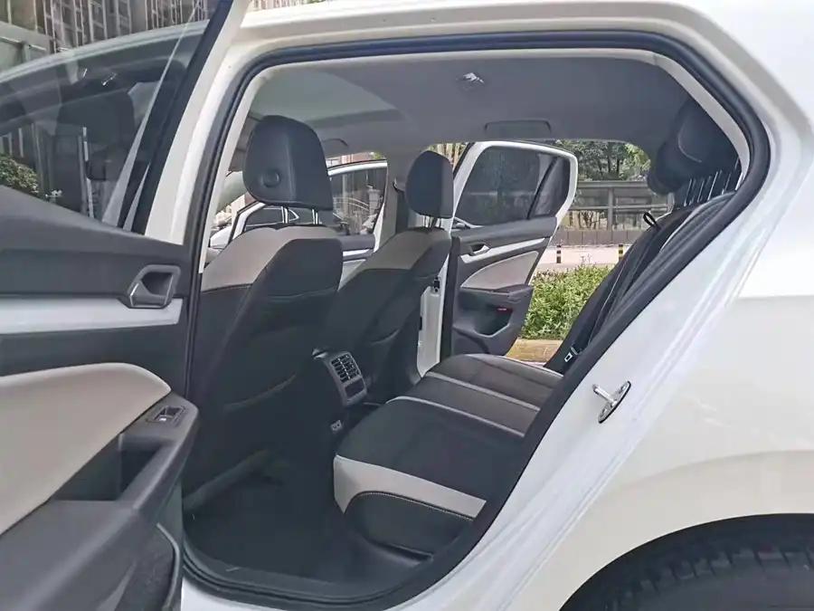 Create a strong visual impact - iNEWS