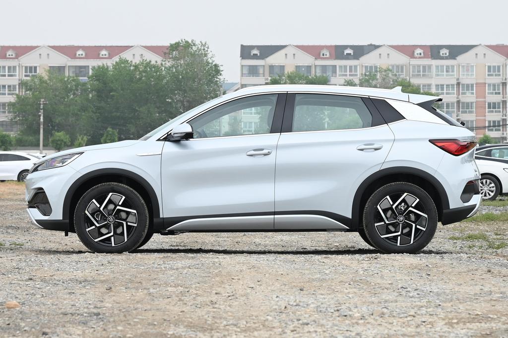 The first pure electric SUV of e-platform 3.0 Yuan PLUS - iNEWS