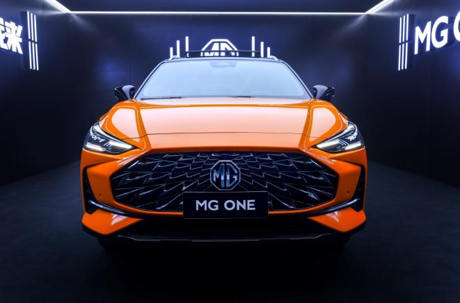 More prominent is the three-dimensional effect of the grille in the ...