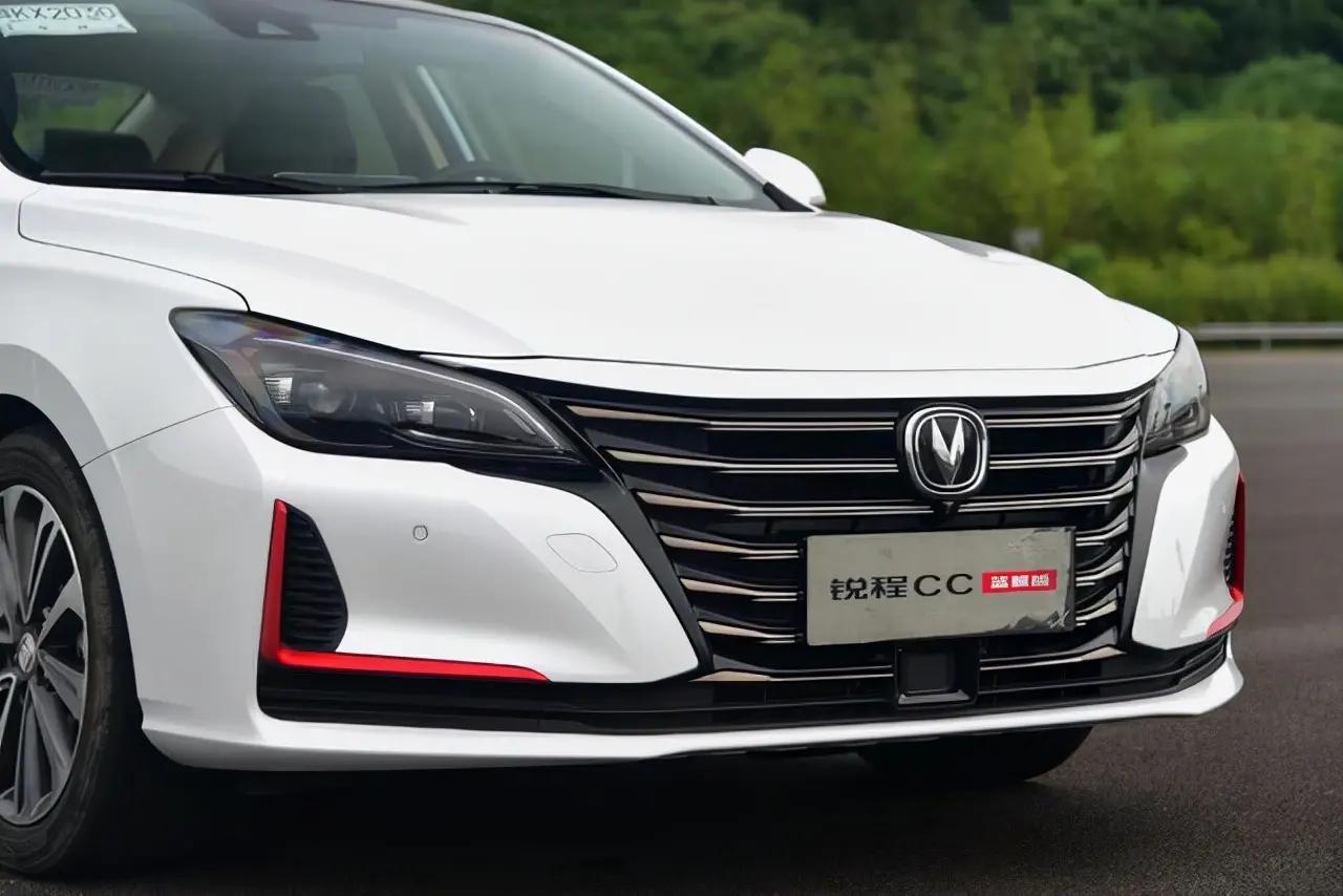 Changan Ruicheng CC Xiangjie 1.5T DCT luxury - iNEWS