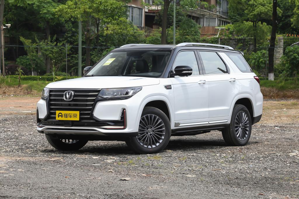 Detailed explanation of Changan CS95, a medium and large SUV, comfortable to ride, with 2.0T ...
