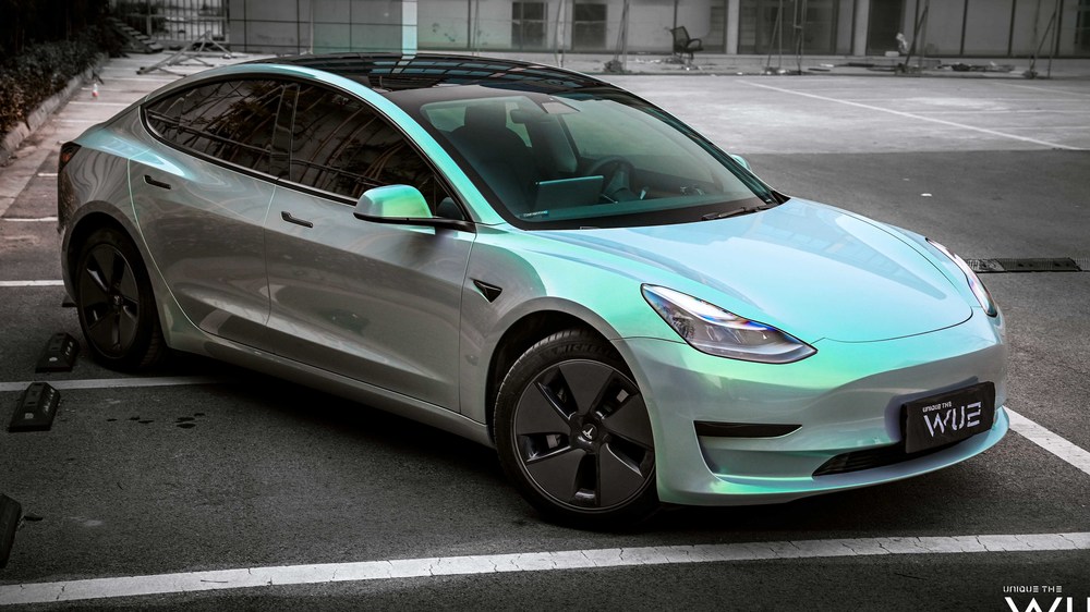 Tesla model 3 color change fantasy turquoise green - iNEWS