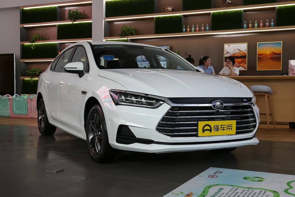BYD Qin Pro, looks very handsome, with matrix LED headlights, equipped ...
