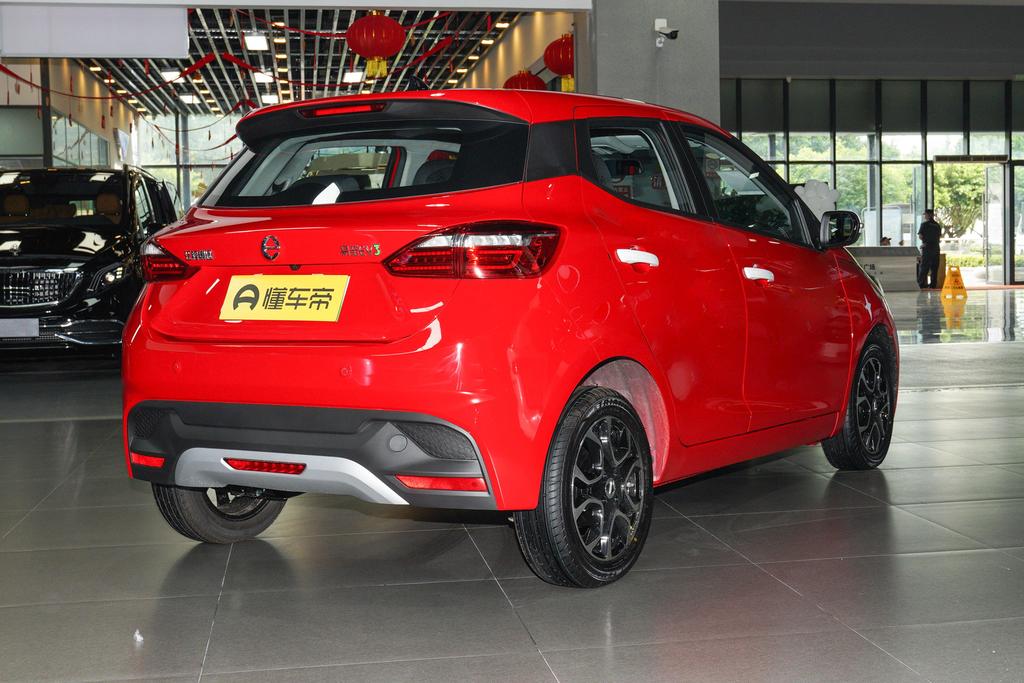 Easy-to-drive and flexible mini-car, JMC Yizhi EV3 - iNEWS