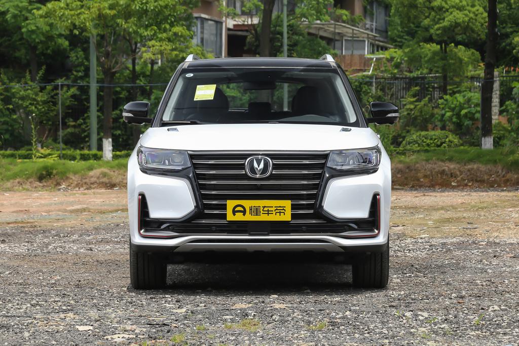 Detailed explanation of Changan CS95, a medium and large SUV, comfortable to ride, with 2.0T ...