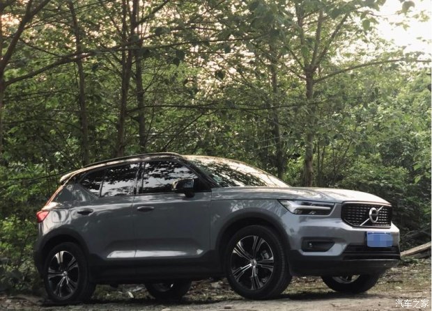 How to choose ES6 XC40 pure electric middle-aged uncle and young fresh meat - iNEWS