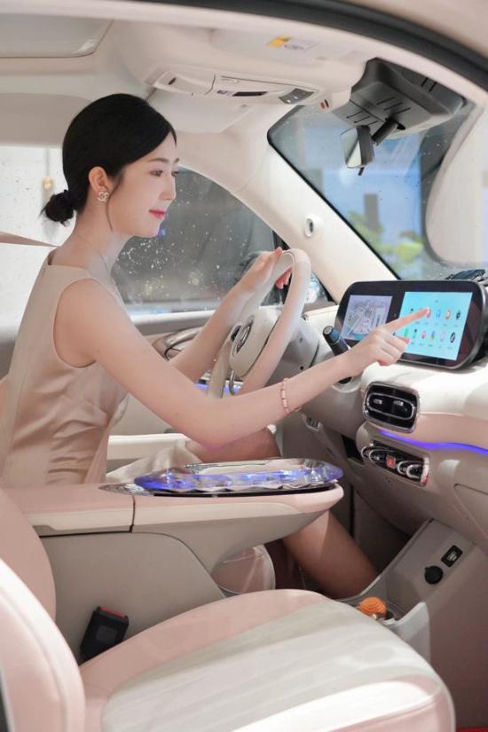 A car brand that focuses on making cars for women - iMedia