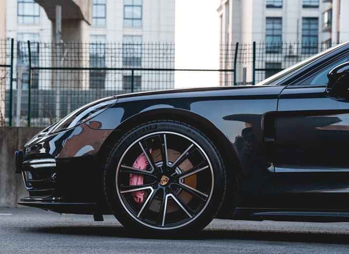 Porsche's new panamera changed to pink calipers paint high with GTS ...