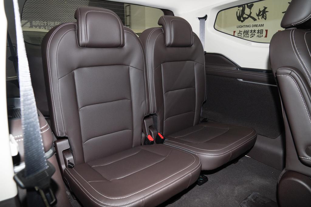 Ruilan Automobile · New Energy Maple Leaf 80v is the highlight - iNEWS