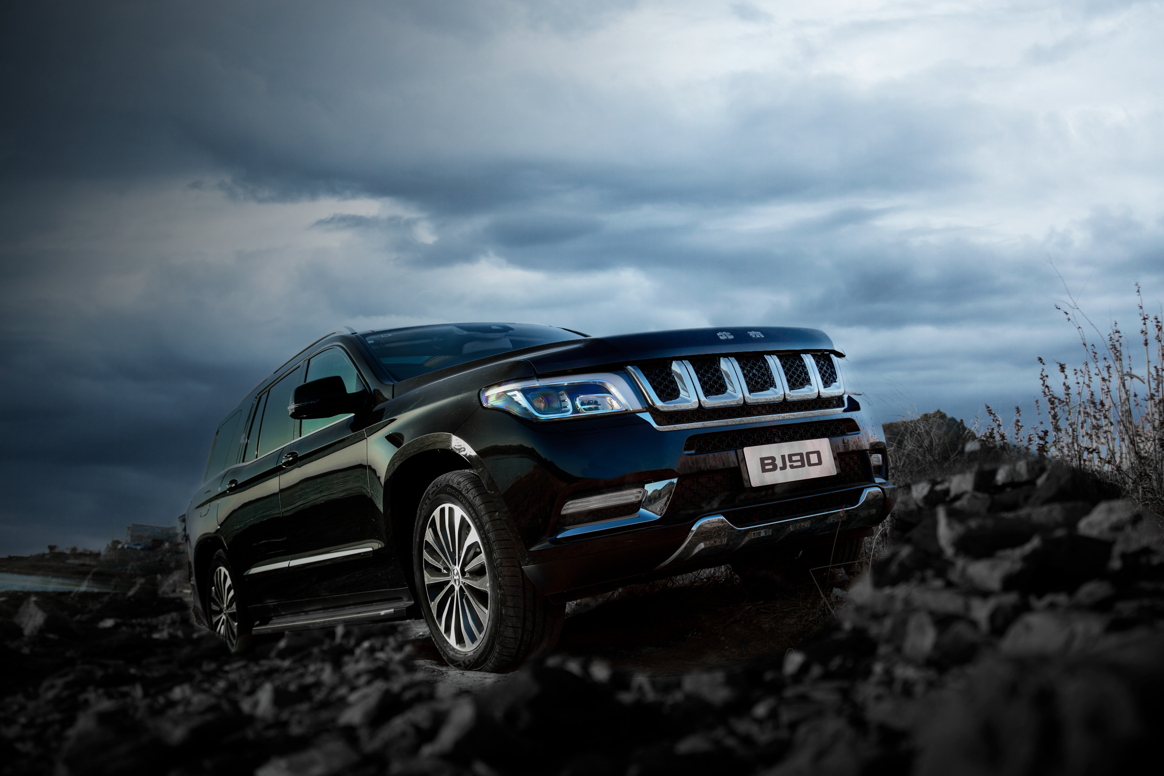 BJ90 Shanhe Classic Edition is here!The car is over 5.1 meters long, equipped with 3.0T, and ...