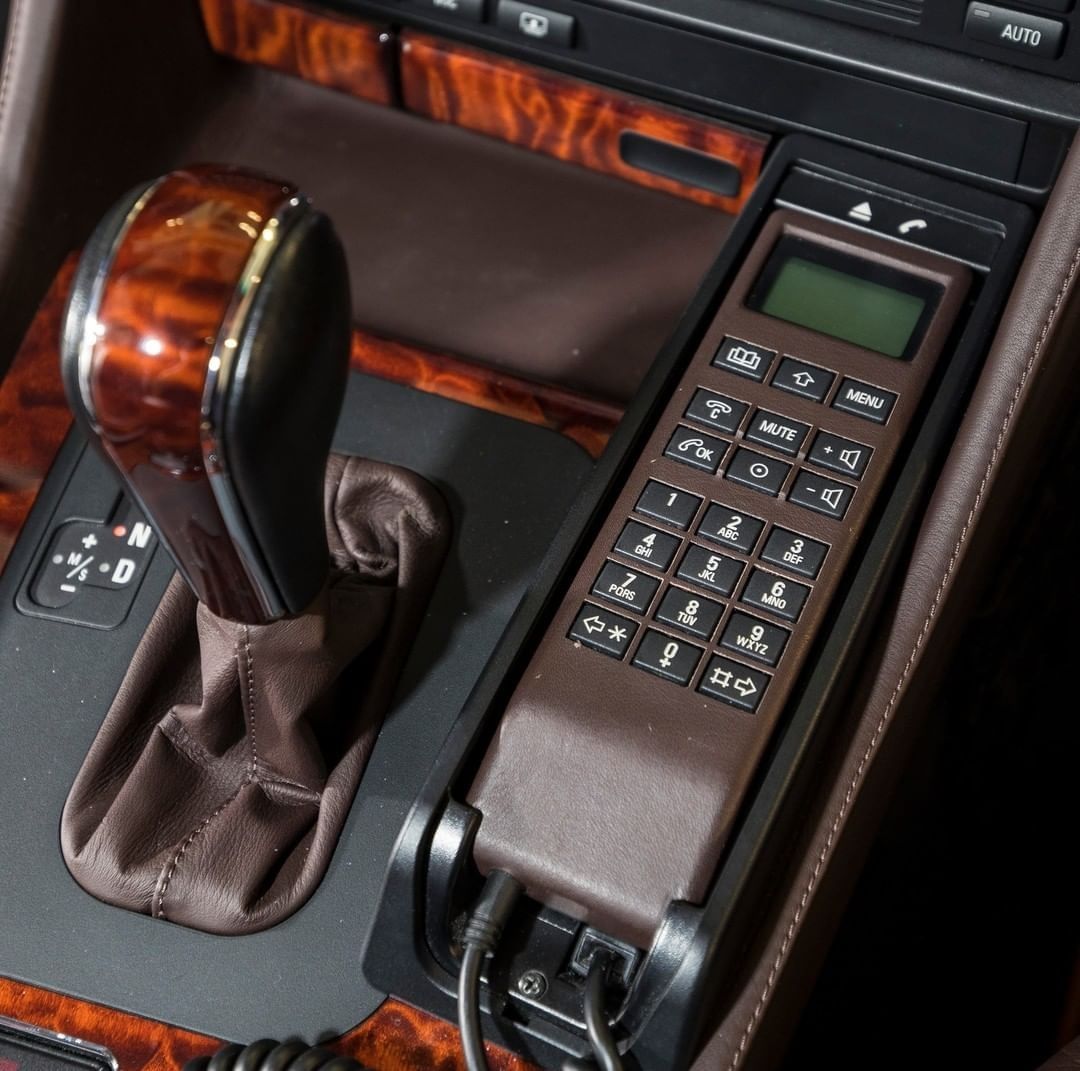 E38 generation BMW L7 has never seen such a luxurious BMW car - iNEWS