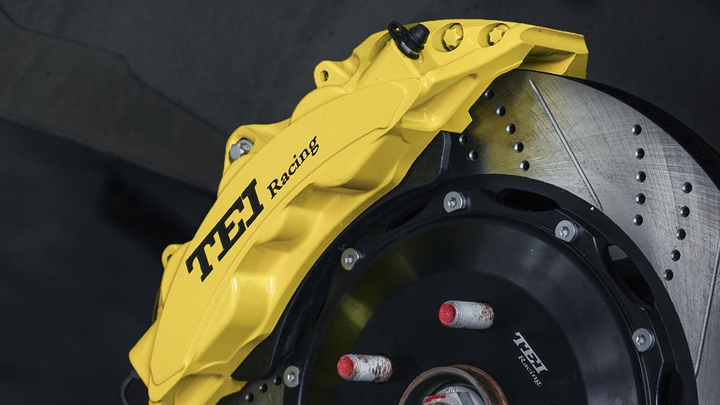 The difference between the original single-piston and multi-piston ...