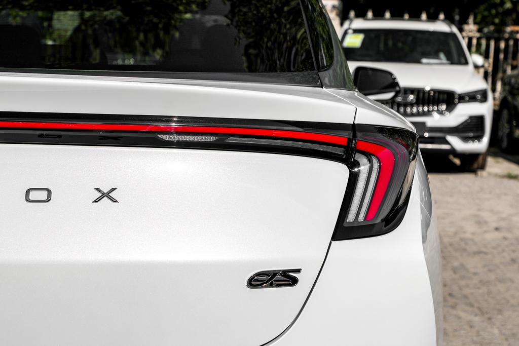 Extreme Fox Alpha 525S detailed explanation! - iNEWS