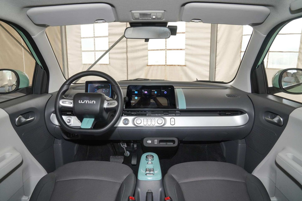 Changan LUMIN glutinous corn released, the battery life can reach 210km ...